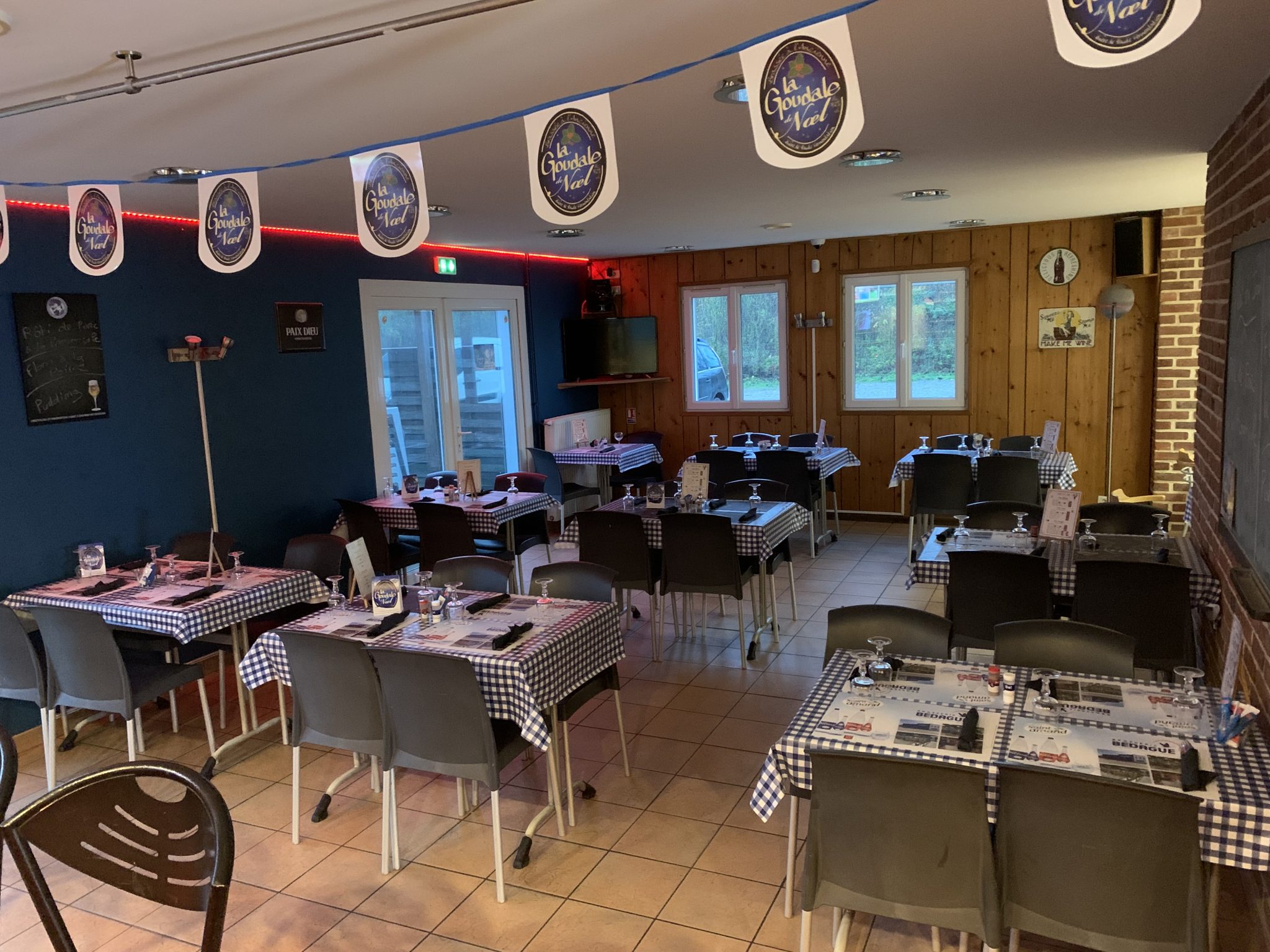 Les Viviers de Canaples | Bar | Brasserie | Guinguette | Pêche